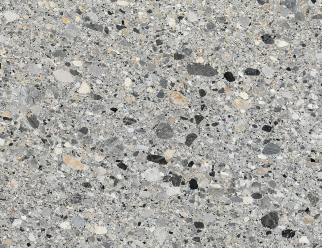 The large Favorita collection of natural stone slabs and blocks